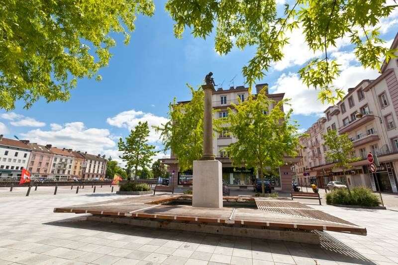 LA PLACE PINAU - Site et monument historiques - Épinal | Épinal Tourisme